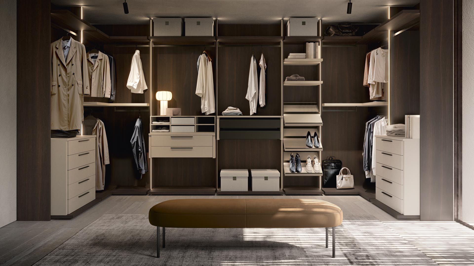 Poker Walk-in wardrobe: organisation and style in a single system ...